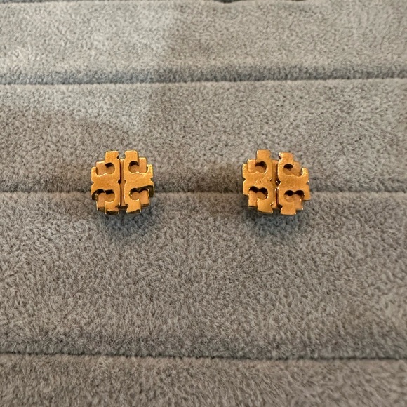 Tory Burch | Jewelry | Tory Burch Logo Studs In Gold | Poshmark